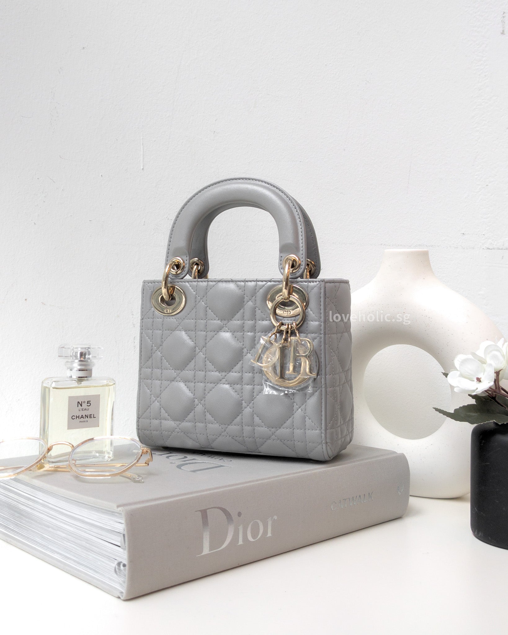 All - authentic luxury pieces curated by Loveholic – Page 2 – loveholic